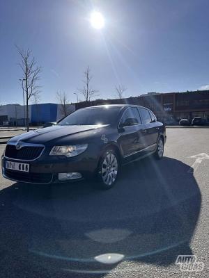 Grey Skoda SuperB 2009 in Klaipeda, with an engine capacity of 1.80 L and mileage of 248 thousand km for 3850 €, photo 10 on AUTOMOTO.COM.LV