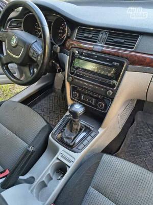 Grey Skoda SuperB 2009 in Kaunas, with an engine capacity of 2.00 L and mileage of 334 thousand km for 2700 €, photo 12 on AUTOMOTO.COM.LV