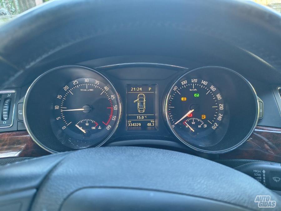 Grey Skoda SuperB 2009 in Kaunas, with an engine capacity of 2.00 L and mileage of 334 thousand km for 2700 €, photo 14 on AUTOMOTO.COM.LV