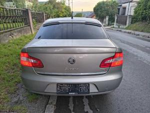 Grey Skoda SuperB 2009 in Kaunas, with an engine capacity of 2.00 L and mileage of 334 thousand km for 2600 €, photo 10 on AUTOMOTO.COM.LV