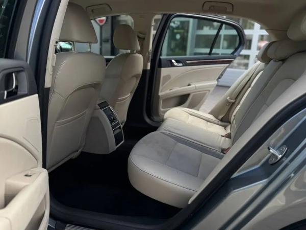 Pelēks Skoda SuperB 2009 Jūrmala, ar dzinēja tilpumu 1.80 L un nobraukumu 181 tūkst. km par 5990 €, foto 6 vietnē AUTOMOTO.COM.LV