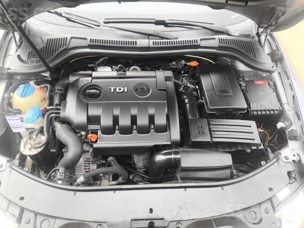Grey Skoda SuperB 2009 in Daugavpils, with an engine capacity of 2.00 L and mileage of 315 thousand km for 4600 €, photo 8 on AUTOMOTO.COM.LV