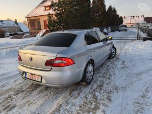 Pelēks Skoda SuperB 2010 Jurbarkas, ar dzinēja tilpumu 2.00 L un nobraukumu 282 tūkst. km par 4500 €, foto 3 vietnē AUTOMOTO.COM.LV