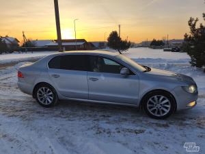 Pelēks Skoda SuperB 2010 Jurbarkas, ar dzinēja tilpumu 2.00 L un nobraukumu 282 tūkst. km par 4500 €, foto 4 vietnē AUTOMOTO.COM.LV