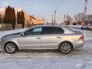 Pelēks Skoda SuperB 2010 Jurbarkas, ar dzinēja tilpumu 2.00 L un nobraukumu 282 tūkst. km par 4500 €, foto 5 vietnē AUTOMOTO.COM.LV