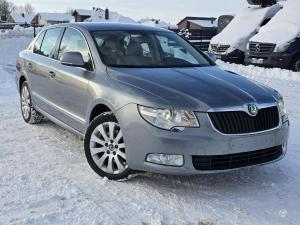 Grey Skoda SuperB 2010 in Taurage, with an engine capacity of 1.97 L and mileage of 250 thousand km for 4650 €, photo 5 on AUTOMOTO.COM.LV