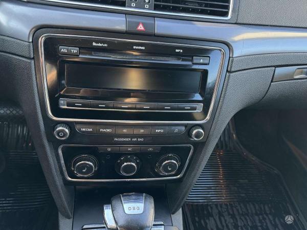 Grey Skoda SuperB 2010 in Vilnius, with an engine capacity of 1.80 L and mileage of 280 thousand km for 2650 €, photo 10 on AUTOMOTO.COM.LV
