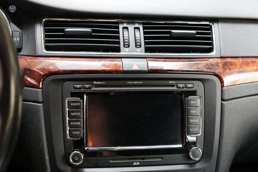 Pelēks Skoda SuperB 2010 Viļņa, ar dzinēja tilpumu 1.97 L un nobraukumu 337 tūkst. km par 3200 €, foto 13 vietnē AUTOMOTO.COM.LV