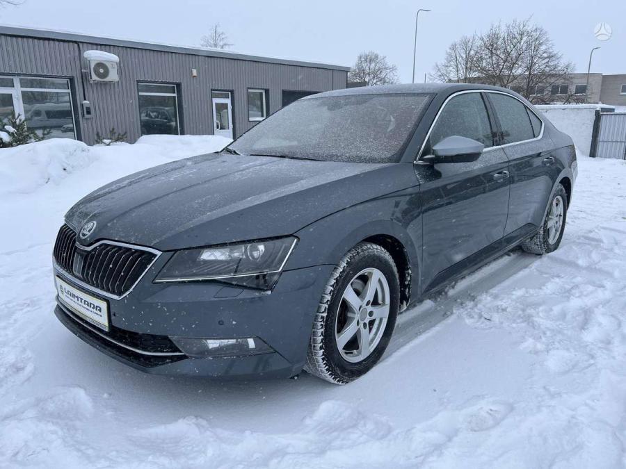 Grey Skoda SuperB 2015 in Telschi, with an engine capacity of 1.60 L and mileage of 267 thousand km for 6700 €, photo 1 on AUTOMOTO.COM.LV