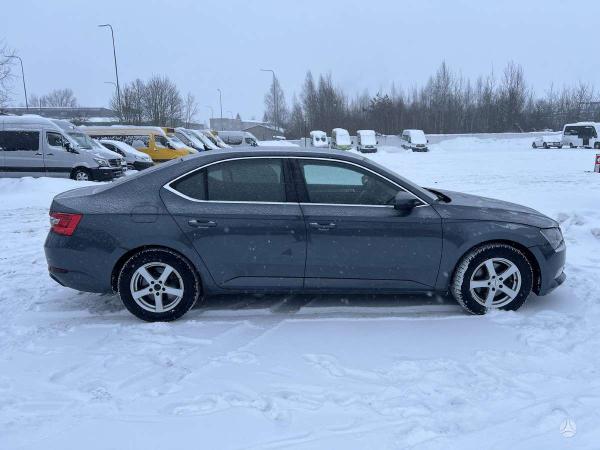 Grey Skoda SuperB 2015 in Telschi, with an engine capacity of 1.60 L and mileage of 267 thousand km for 6700 €, photo 4 on AUTOMOTO.COM.LV