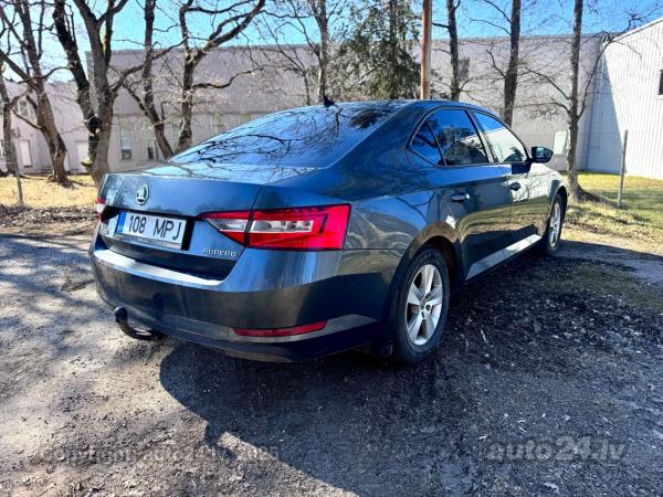 Grey Skoda SuperB 2015 in Tallinn, with an engine capacity of 1.40 L and mileage of 320 thousand km for 3300 €, photo 4 on AUTOMOTO.COM.LV