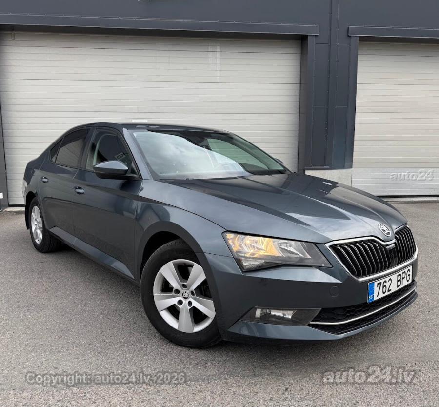 Pelēks Skoda SuperB 2015 Tallina, ar dzinēja tilpumu 1.40 L un nobraukumu 255 tūkst. km par 8300 €, foto 3 vietnē AUTOMOTO.COM.LV