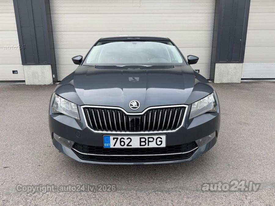 Pelēks Skoda SuperB 2015 Tallina, ar dzinēja tilpumu 1.40 L un nobraukumu 255 tūkst. km par 8300 €, foto 4 vietnē AUTOMOTO.COM.LV
