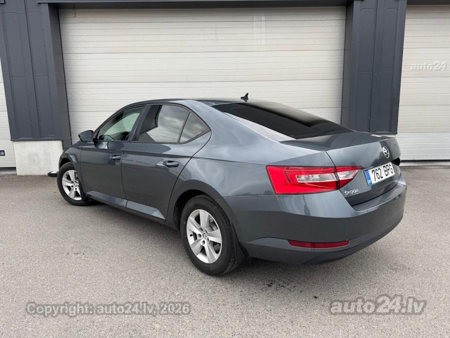 Pelēks Skoda SuperB 2015 Tallina, ar dzinēja tilpumu 1.40 L un nobraukumu 255 tūkst. km par 8300 €, foto 7 vietnē AUTOMOTO.COM.LV