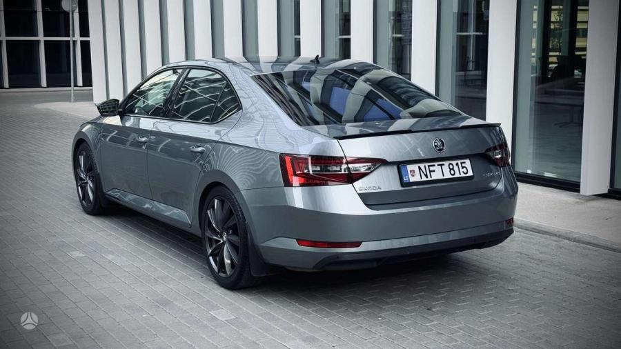 Pelēks Skoda SuperB 2015 Viļņa, ar dzinēja tilpumu 1.97 L un nobraukumu 240 tūkst. km par 12950 €, foto 3 vietnē AUTOMOTO.COM.LV