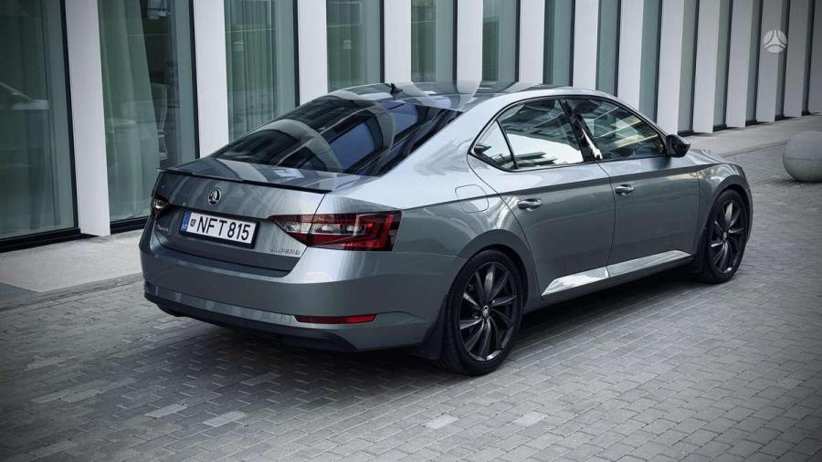 Pelēks Skoda SuperB 2015 Viļņa, ar dzinēja tilpumu 1.97 L un nobraukumu 240 tūkst. km par 12950 €, foto 5 vietnē AUTOMOTO.COM.LV