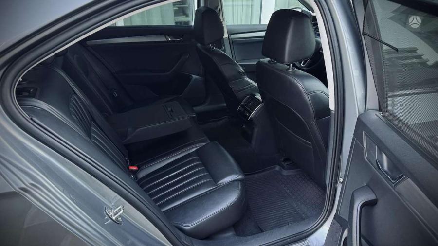 Pelēks Skoda SuperB 2015 Viļņa, ar dzinēja tilpumu 1.97 L un nobraukumu 240 tūkst. km par 12950 €, foto 9 vietnē AUTOMOTO.COM.LV
