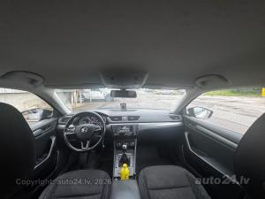 Серый Шкода Суперб 2015 в Таллин, объемом двигателя 1.40 л и пробегом 235 тыс. км за 7690 €, фото 8 на AUTOMOTO.COM.LV