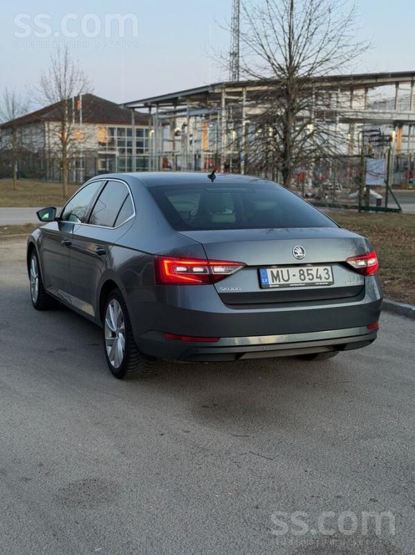 Pelēks Skoda SuperB 2015 Rīga, ar dzinēja tilpumu 1.80 L un nobraukumu 152 tūkst. km par 11500 €, foto 3 vietnē AUTOMOTO.COM.LV