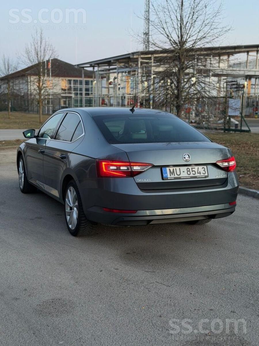 Grey Skoda SuperB 2015 in Riga, with an engine capacity of 1.80 L and mileage of 152 thousand km for 11500 €, photo 4 on AUTOMOTO.COM.LV