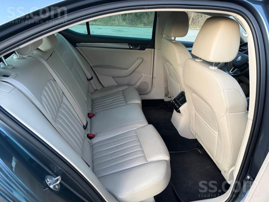 Grey Skoda SuperB 2015 in Riga, with an engine capacity of 1.80 L and mileage of 152 thousand km for 11500 €, photo 9 on AUTOMOTO.COM.LV