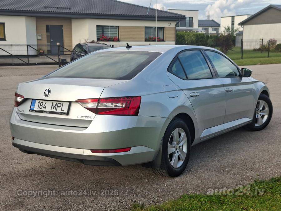 Pelēks Skoda SuperB 2015 Tartu, ar dzinēja tilpumu 1.40 L un nobraukumu 294 tūkst. km par 6299 €, foto 3 vietnē AUTOMOTO.COM.LV