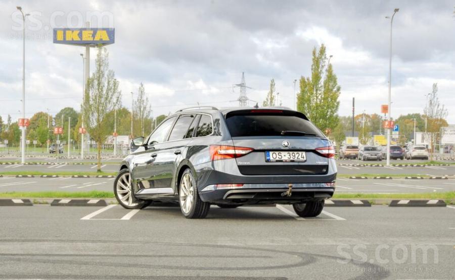 Pelēks Skoda SuperB 2015 Rīga, ar dzinēja tilpumu 2.00 L un nobraukumu 375 tūkst. km par 10490 €, foto 9 vietnē AUTOMOTO.COM.LV