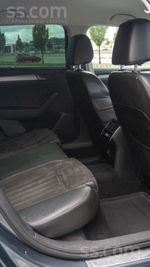 Pelēks Skoda SuperB 2015 Rīga, ar dzinēja tilpumu 2.00 L un nobraukumu 375 tūkst. km par 10490 €, foto 30 vietnē AUTOMOTO.COM.LV