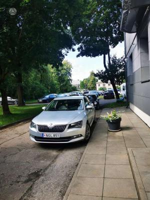 Grey Skoda SuperB 2016 in Kaunas, with an engine capacity of 1.97 L and mileage of 203 thousand km for 13000 €, photo 2 on AUTOMOTO.COM.LV