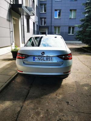 Grey Skoda SuperB 2016 in Kaunas, with an engine capacity of 1.97 L and mileage of 203 thousand km for 13000 €, photo 5 on AUTOMOTO.COM.LV
