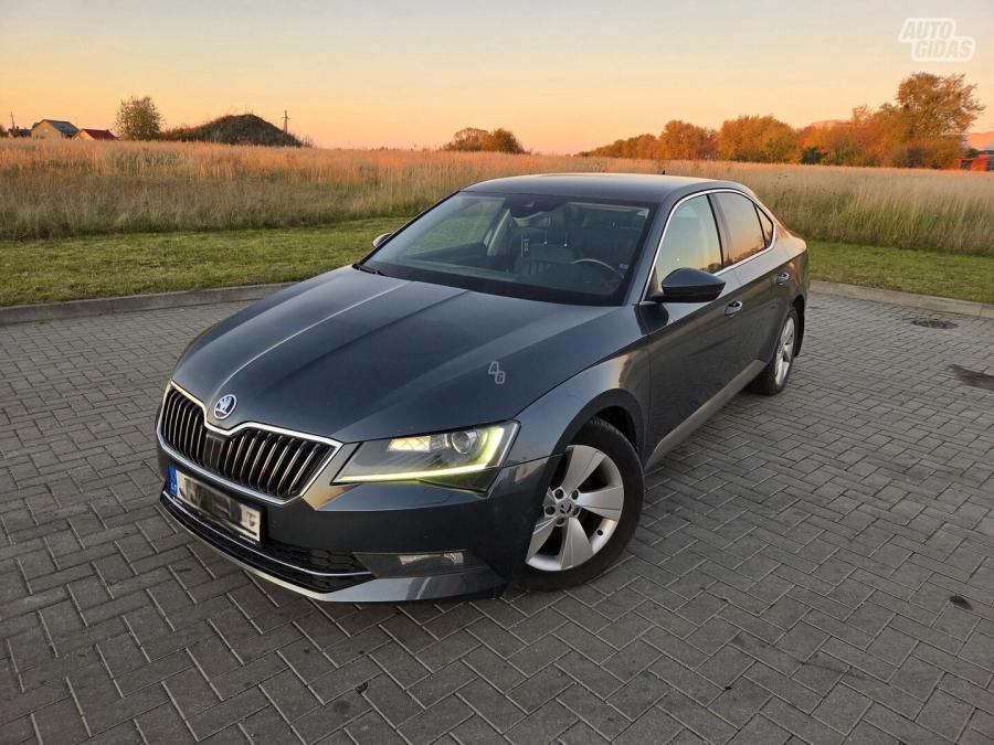 Pelēks Skoda SuperB 2016 Alīta, ar dzinēja tilpumu 2.00 L un nobraukumu 30 tūkst. km par 8400 €, foto 3 vietnē AUTOMOTO.COM.LV