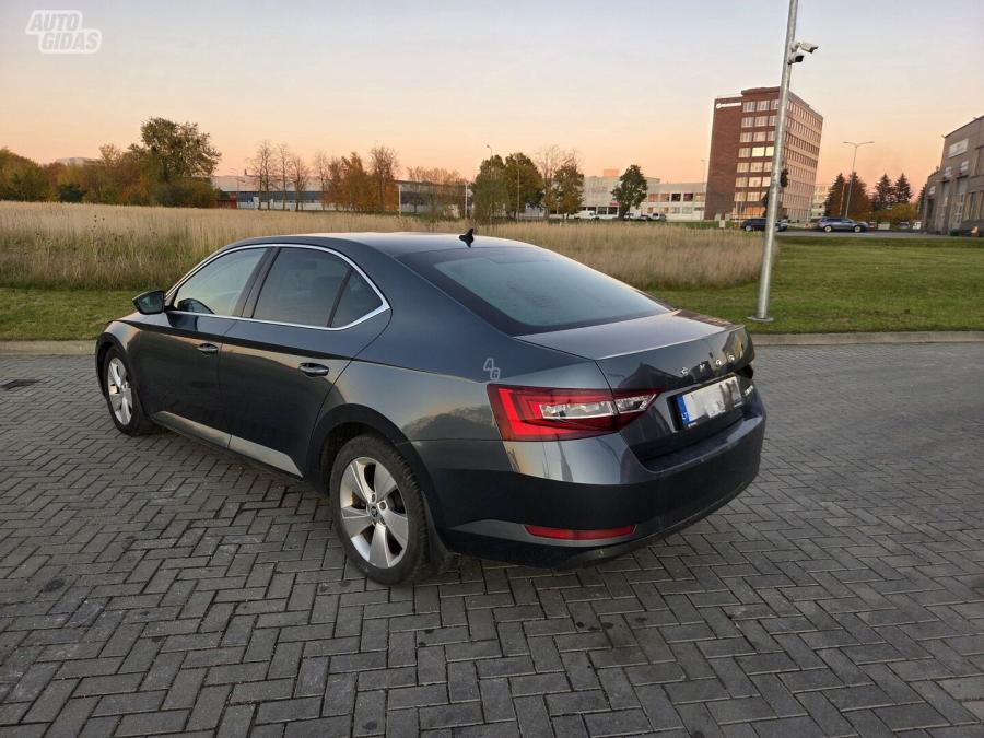 Pelēks Skoda SuperB 2016 Alīta, ar dzinēja tilpumu 2.00 L un nobraukumu 30 tūkst. km par 8400 €, foto 4 vietnē AUTOMOTO.COM.LV