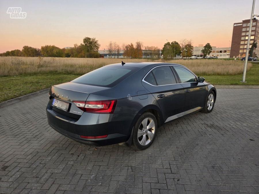 Pelēks Skoda SuperB 2016 Alīta, ar dzinēja tilpumu 2.00 L un nobraukumu 30 tūkst. km par 8400 €, foto 5 vietnē AUTOMOTO.COM.LV