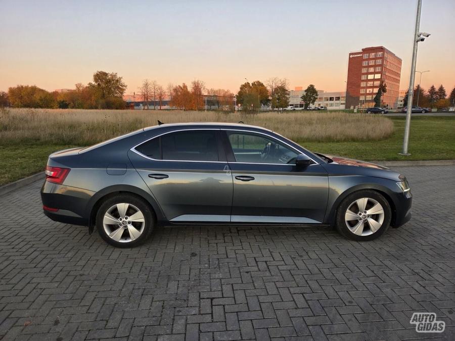 Pelēks Skoda SuperB 2016 Alīta, ar dzinēja tilpumu 2.00 L un nobraukumu 30 tūkst. km par 8400 €, foto 6 vietnē AUTOMOTO.COM.LV