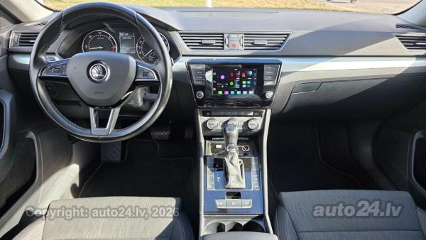 Grey Skoda SuperB 2016 in Tallinn, with an engine capacity of 1.60 L and mileage of 251 thousand km for 12999 €, photo 8 on AUTOMOTO.COM.LV
