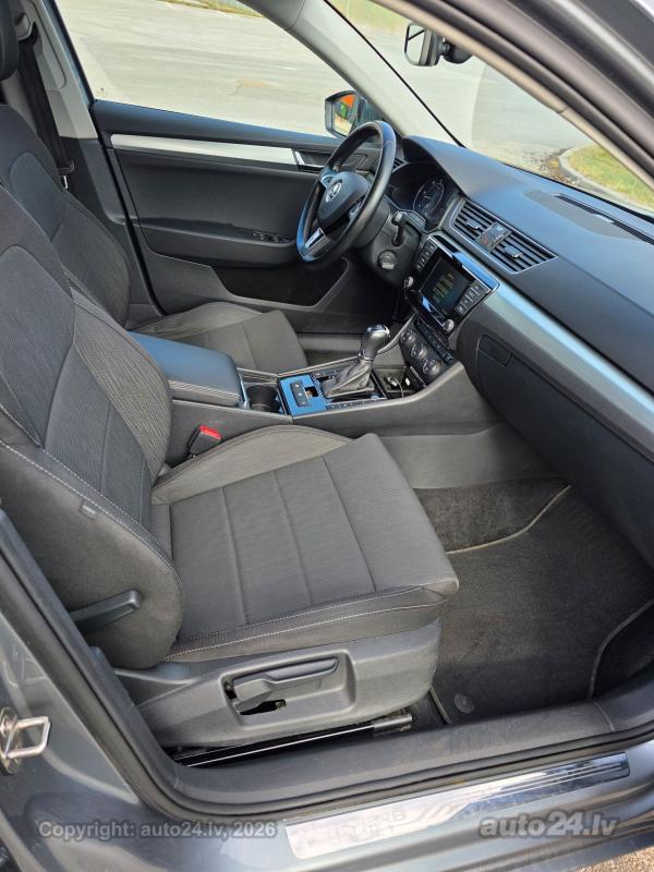 Grey Skoda SuperB 2016 in Tallinn, with an engine capacity of 1.60 L and mileage of 251 thousand km for 12999 €, photo 10 on AUTOMOTO.COM.LV