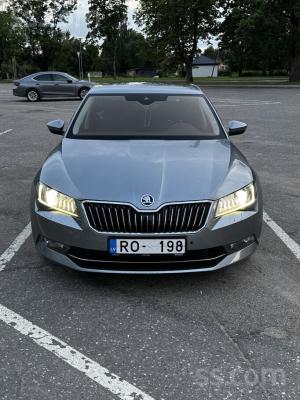 Pelēks Skoda SuperB 2016 Rīga, ar dzinēja tilpumu 2.00 L un nobraukumu 228 tūkst. km par 14200 €, foto 3 vietnē AUTOMOTO.COM.LV