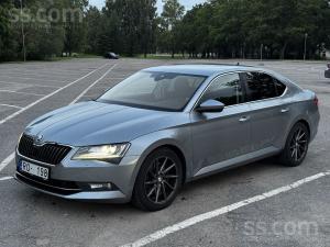 Pelēks Skoda SuperB 2016 Rīga, ar dzinēja tilpumu 2.00 L un nobraukumu 228 tūkst. km par 14200 €, foto 9 vietnē AUTOMOTO.COM.LV
