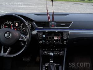 Pelēks Skoda SuperB 2016 Rīga, ar dzinēja tilpumu 2.00 L un nobraukumu 228 tūkst. km par 14200 €, foto 10 vietnē AUTOMOTO.COM.LV