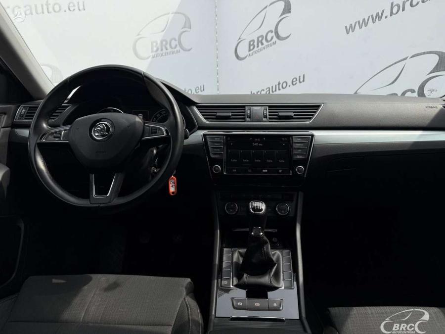 Pelēks Skoda SuperB 2016 Klaipėda, ar dzinēja tilpumu 1.60 L un nobraukumu 259 tūkst. km par 7900 €, foto 5 vietnē AUTOMOTO.COM.LV