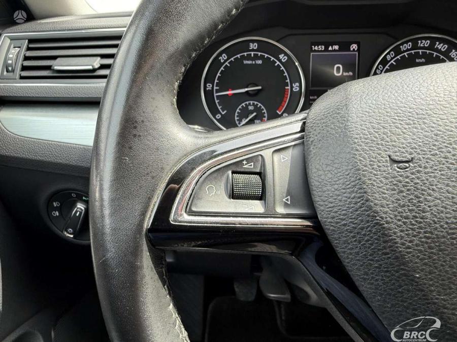 Pelēks Skoda SuperB 2016 Klaipėda, ar dzinēja tilpumu 1.60 L un nobraukumu 259 tūkst. km par 7900 €, foto 24 vietnē AUTOMOTO.COM.LV