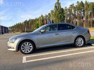 Grey Skoda SuperB 2016 in Riga, with an engine capacity of 1.80 L and mileage of 104 thousand km for 10000 €, photo 6 on AUTOMOTO.COM.LV
