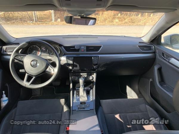 Pelēks Skoda SuperB 2016 Kuresāre, ar dzinēja tilpumu 2.00 L un nobraukumu 180 tūkst. km par 15000 €, foto 6 vietnē AUTOMOTO.COM.LV