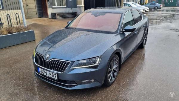Grey Skoda SuperB 2017 in Kaunas, with an engine capacity of 1.97 L and mileage of 170 thousand km for 13600 €, photo 1 on AUTOMOTO.COM.LV