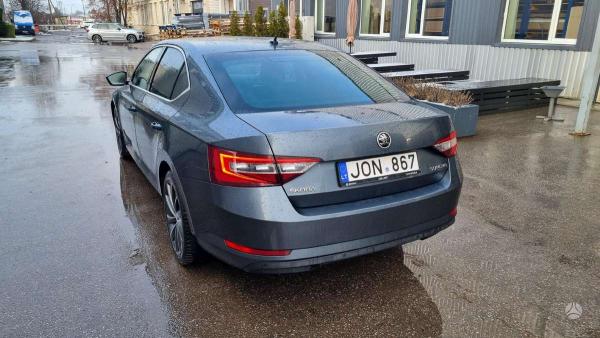 Grey Skoda SuperB 2017 in Kaunas, with an engine capacity of 1.97 L and mileage of 170 thousand km for 13600 €, photo 3 on AUTOMOTO.COM.LV