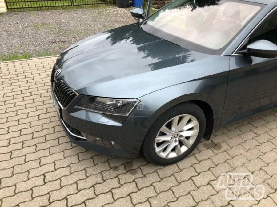 Grey Skoda SuperB 2017 in Marijampole, with an engine capacity of 2.00 L and mileage of 260 thousand km for 15750 €, photo 8 on AUTOMOTO.COM.LV