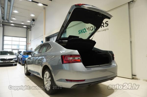 Grey Skoda SuperB 2017 in Tallinn, with an engine capacity of 1.40 L and mileage of 233 thousand km for 8900 €, photo 6 on AUTOMOTO.COM.LV