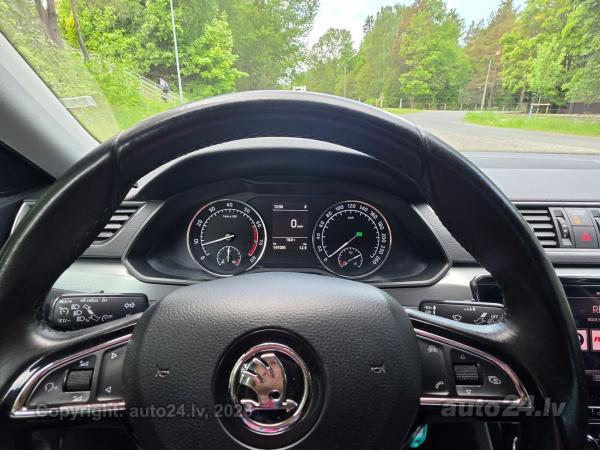 Pelēks Skoda SuperB 2017 Tallina, ar dzinēja tilpumu 1.40 L un nobraukumu 141 tūkst. km par 12800 €, foto 8 vietnē AUTOMOTO.COM.LV
