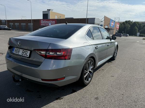 Pelēks Skoda SuperB 2017 Narva, ar dzinēja tilpumu 2.00 L un nobraukumu 260 tūkst. km par 14999 €, foto 4 vietnē AUTOMOTO.COM.LV