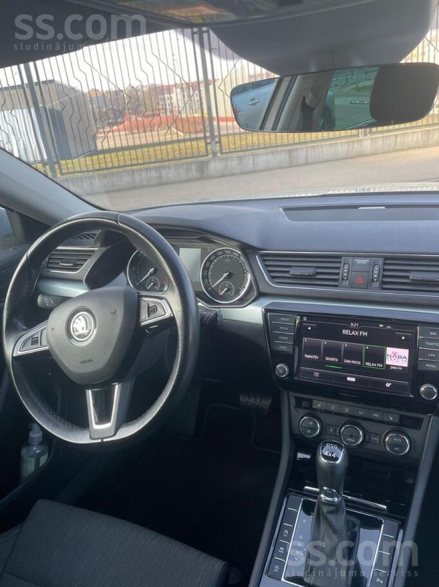 Pelēks Skoda SuperB 2017 Rīga, ar dzinēja tilpumu 2.00 L un nobraukumu 169 tūkst. km par 12500 €, foto 4 vietnē AUTOMOTO.COM.LV